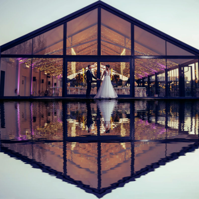 Inimitable Wedding Venue - Winona & Duncan's Autumn Celebration